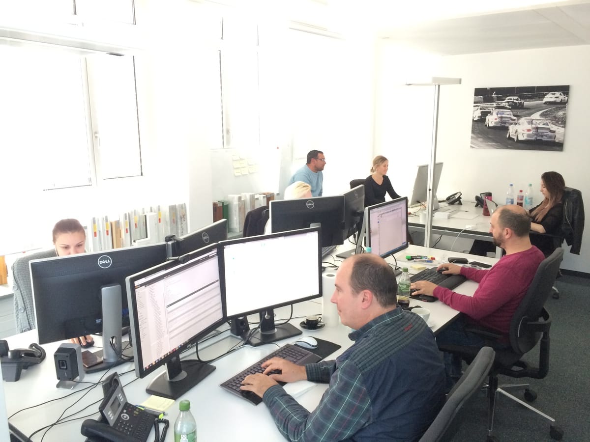 Neuffer: Im Ländle und im Netz zu Hause - Glas Fenster Fassade