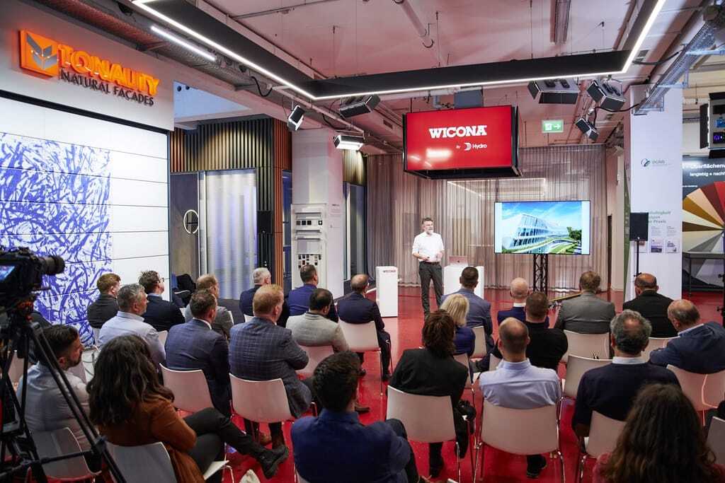 Fünf Jahre Next Studio - Glas Fenster Fassade