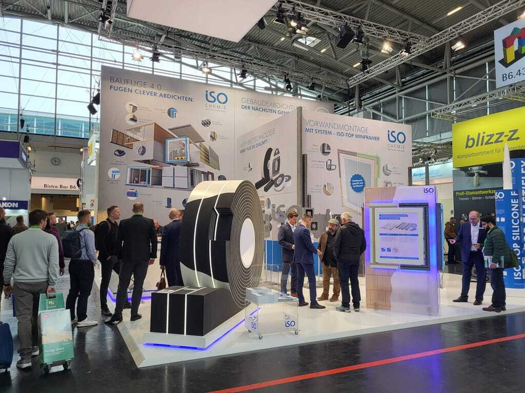 Iso-Chemie: Hybride Bänder und Lösungen für die Vorwandmontage - Glas ...