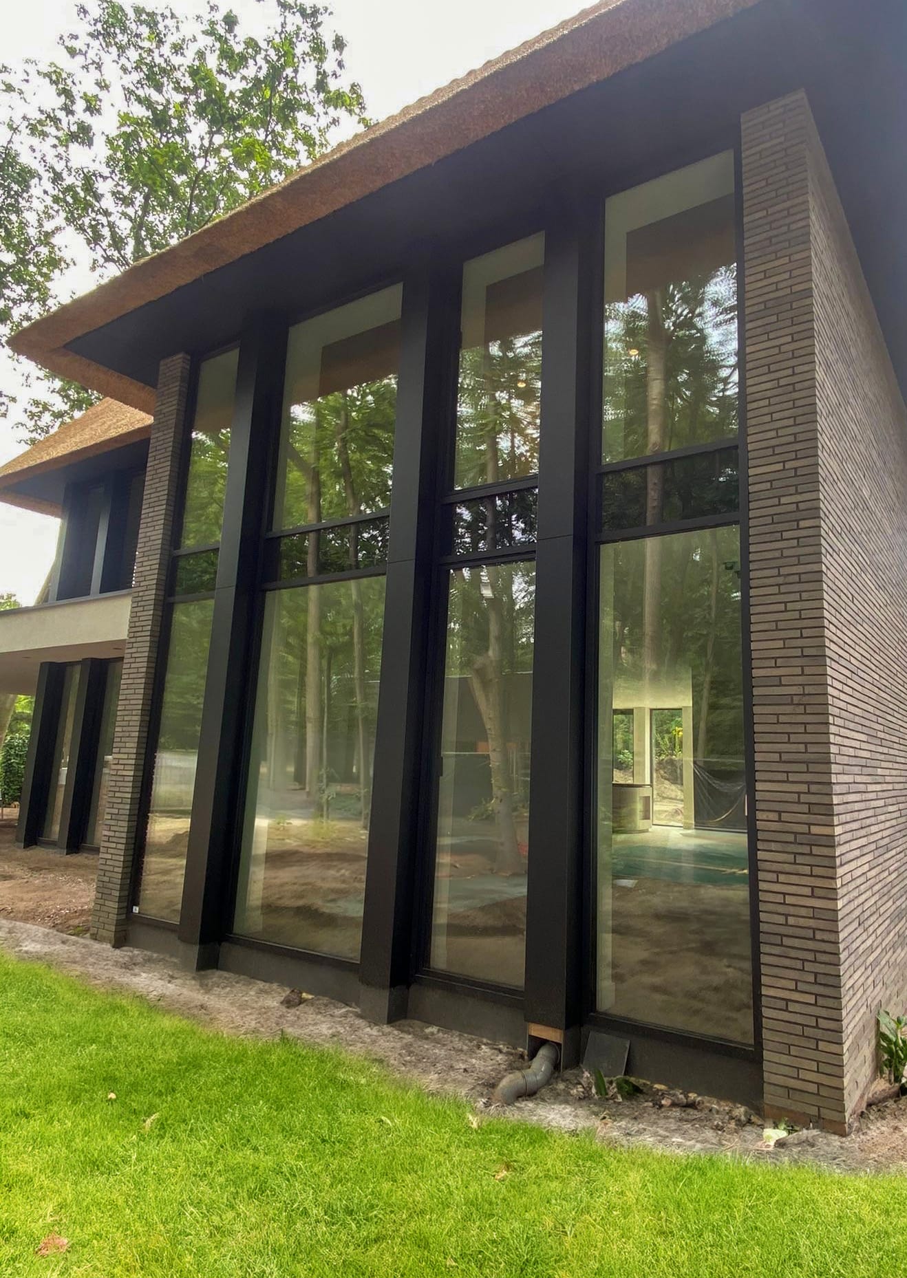 Neues Flügelkonzept von Akotherm - Glas Fenster Fassade