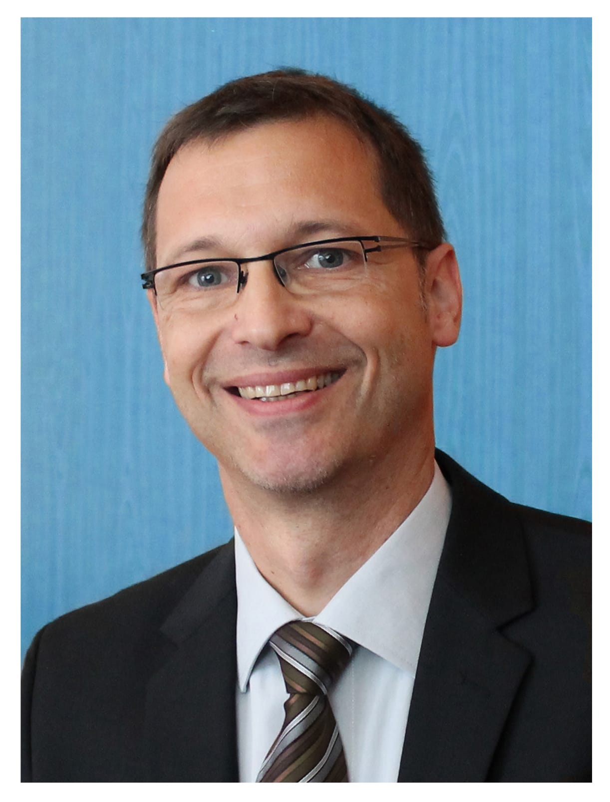 Motor für Hebeschiebe-Elemente im SmartHome - Glas Fenster Fassade