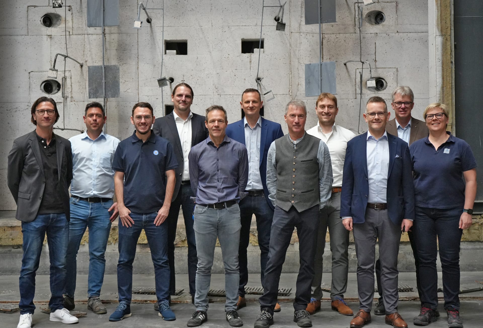 ift Rosenheim und TÜV SÜD bündeln Kompetenzen - Glas Fenster Fassade