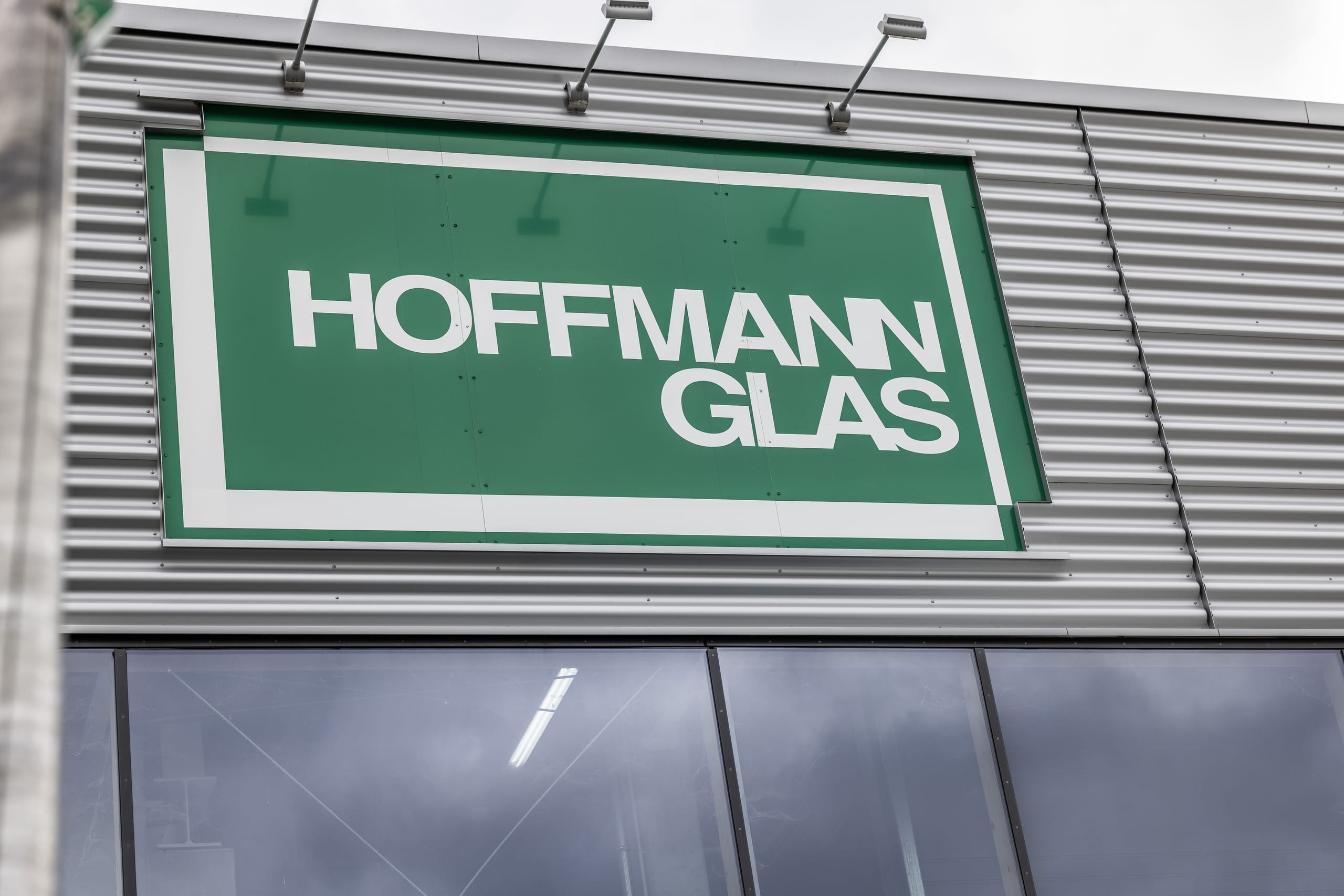 Hoffmann Glas: Thorsten Hoffmann übergibt Geschäftsleitung - Glas Fenster Fassade